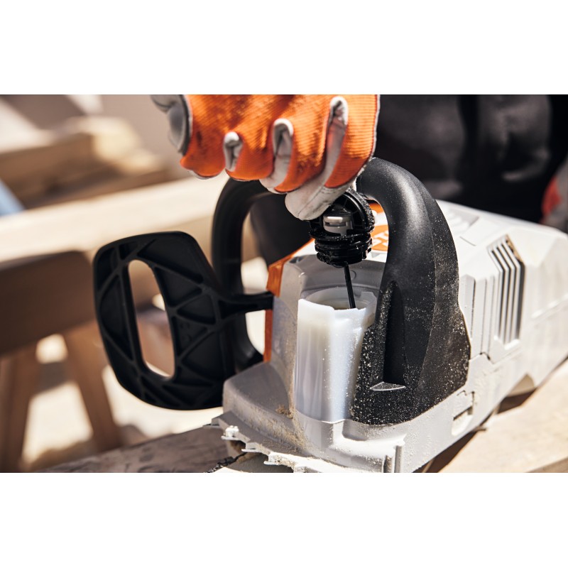 Tronçonneuse à batterie MSA 200 C-B - AP SYSTEM - STIHL